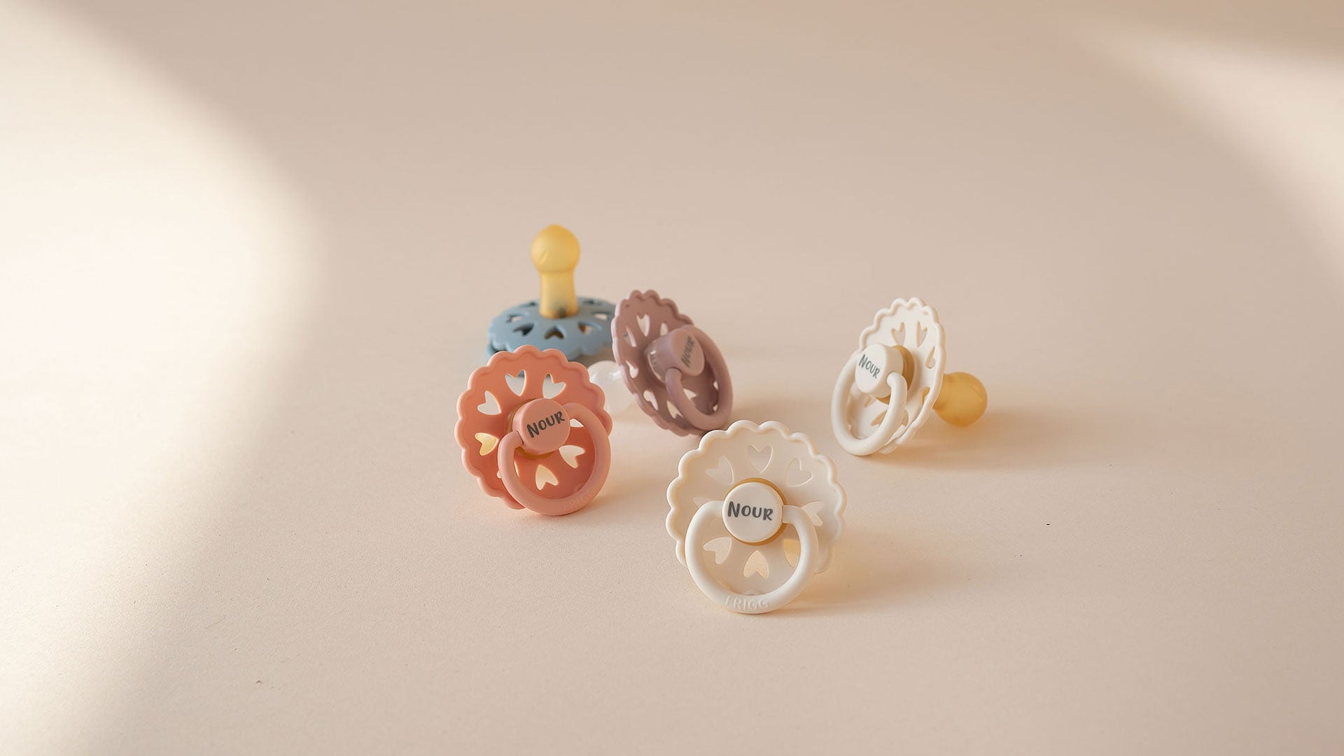 FRIGG Fairytale Pacifiers | High-Quality | Personalisable
